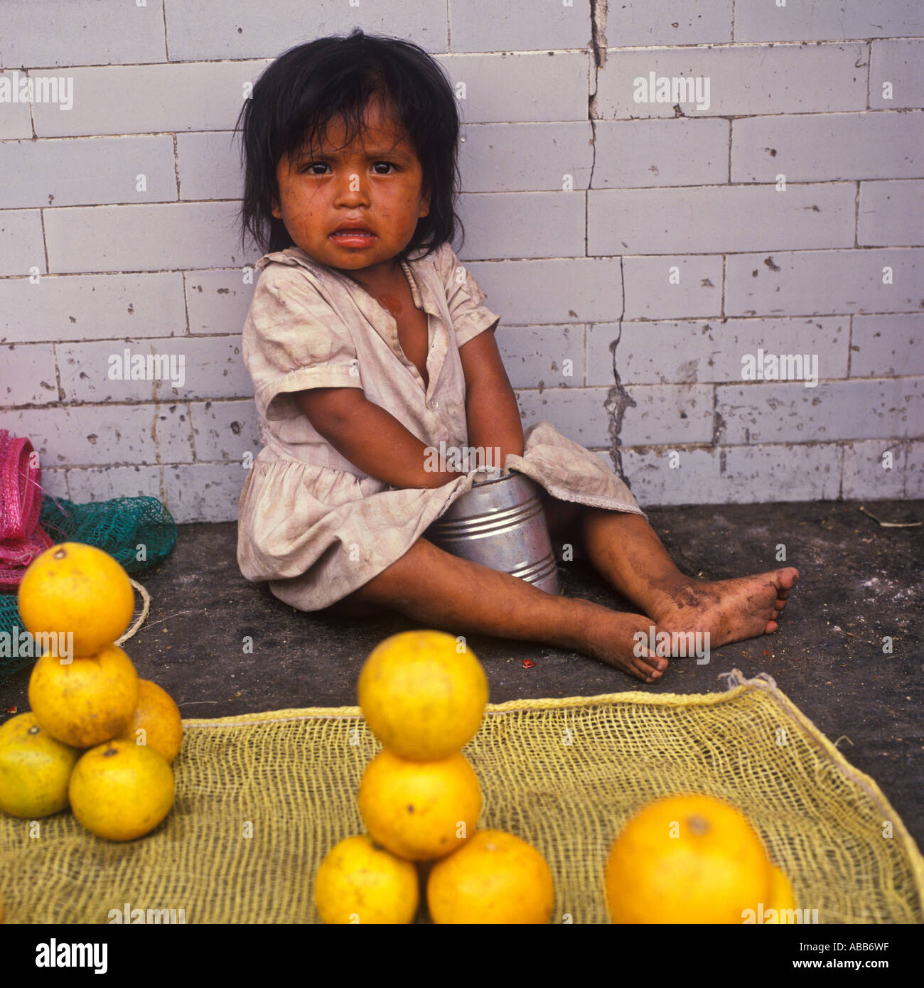 Poor street girls hi-res stock photography and images - Alamy