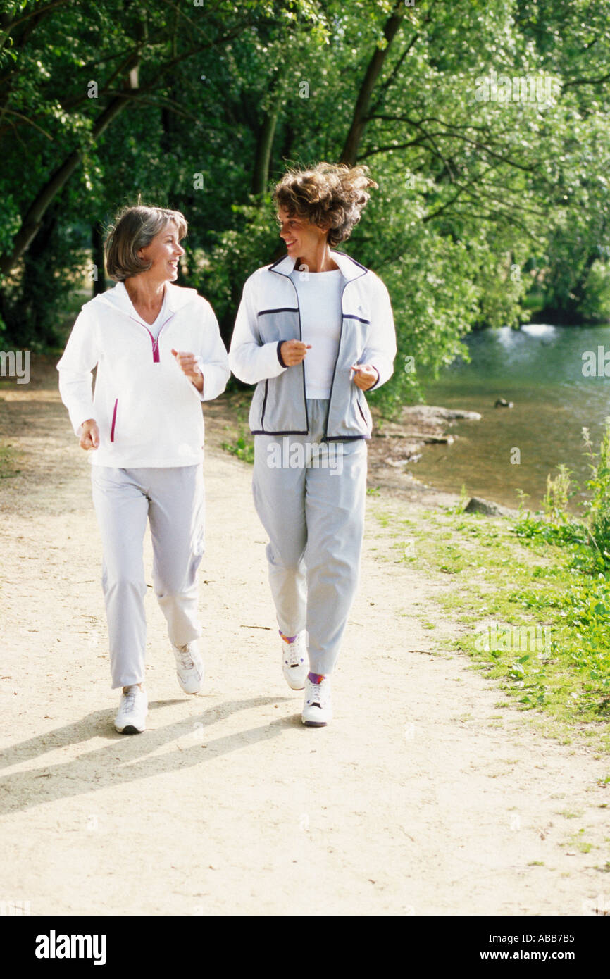 Women tracksuit hi-res stock photography and images - Alamy