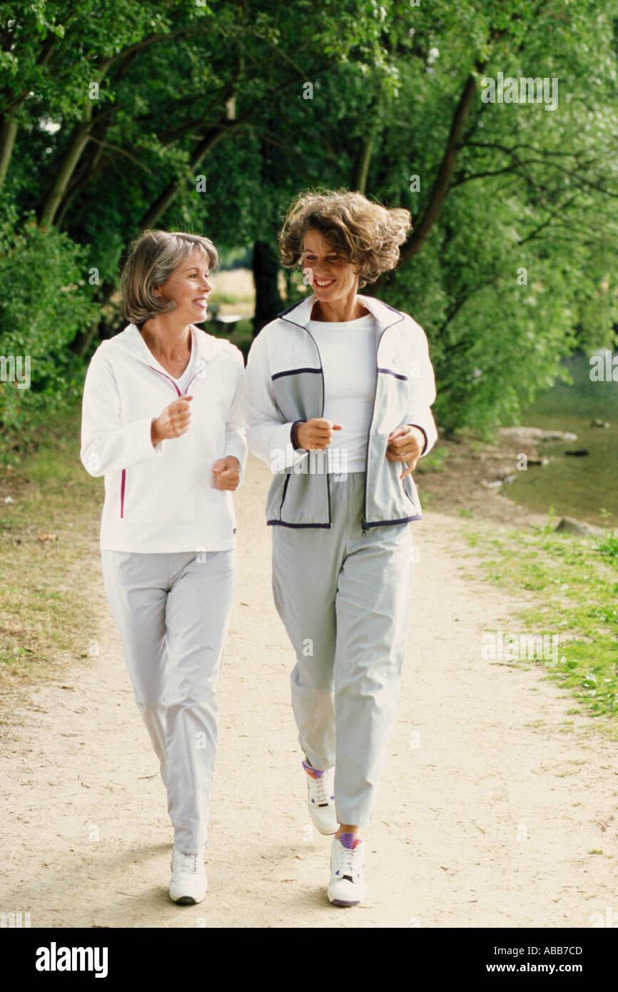 Women tracksuit hi-res stock photography and images - Alamy