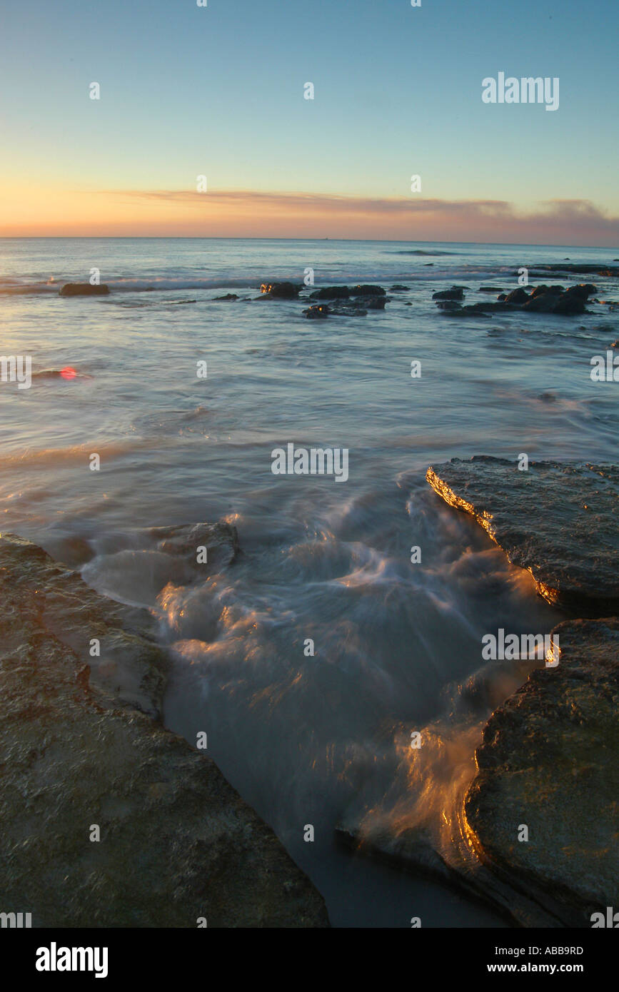 Cable beach rocks broome hi-res stock photography and images - Alamy