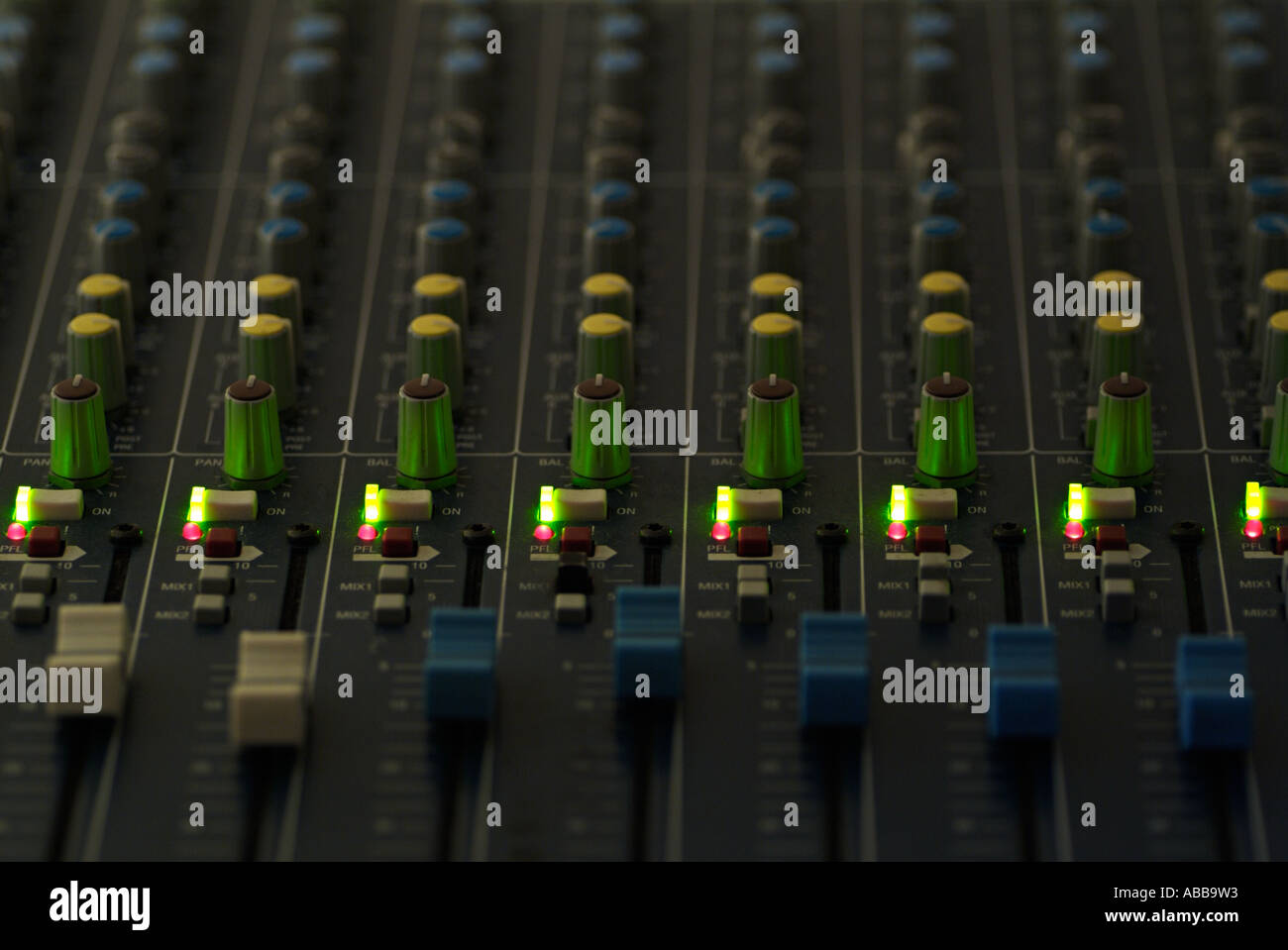Close Up of the Controls of an Electronic Mixing Desk Stock Photo - Alamy