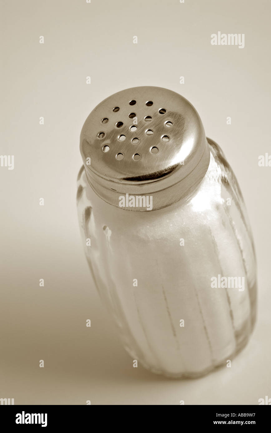 Salt shaker hi-res stock photography and images - Alamy