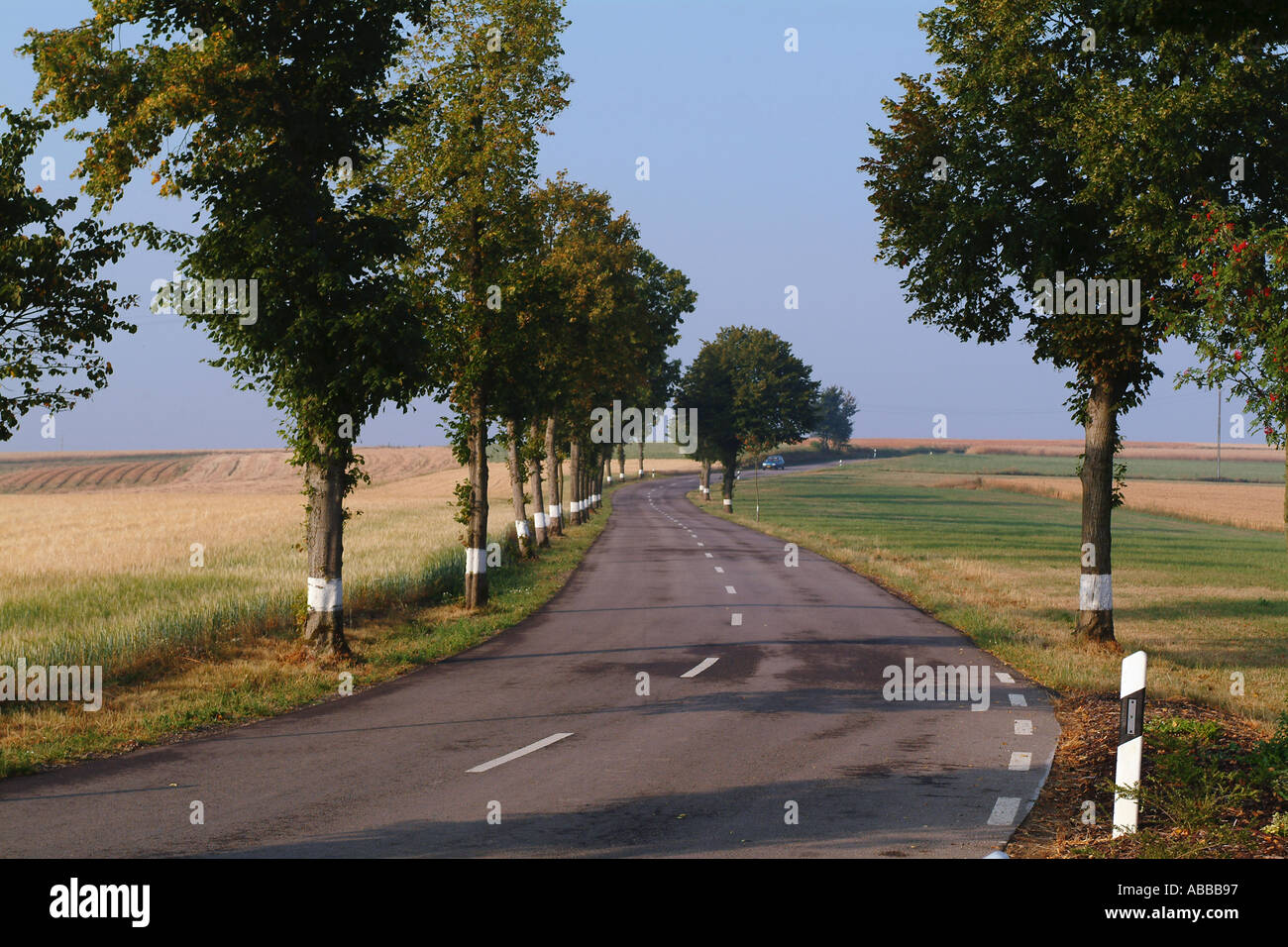 Open road motoring hi-res stock photography and images - Alamy