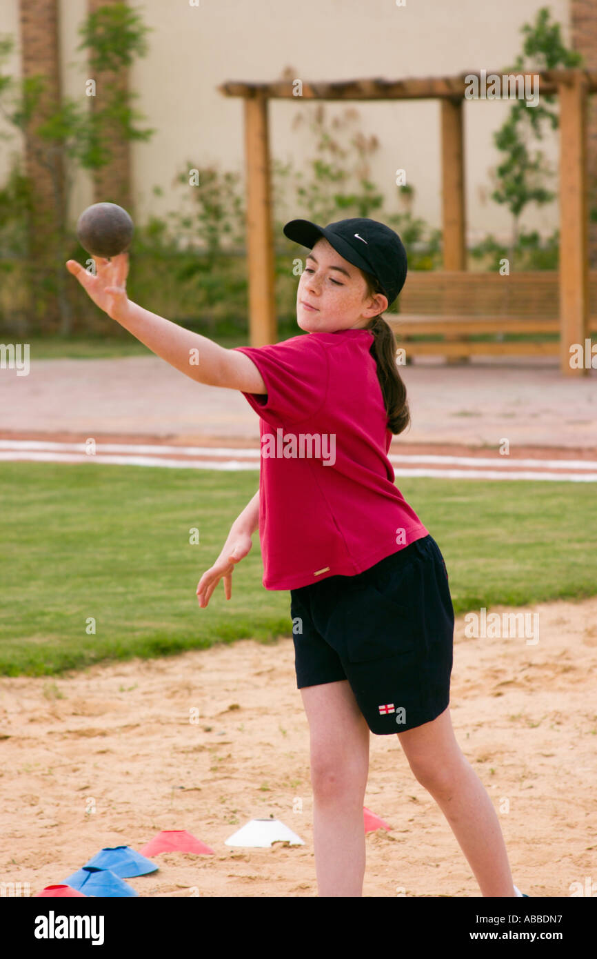 Girl shot putt hi-res stock photography and images - Alamy