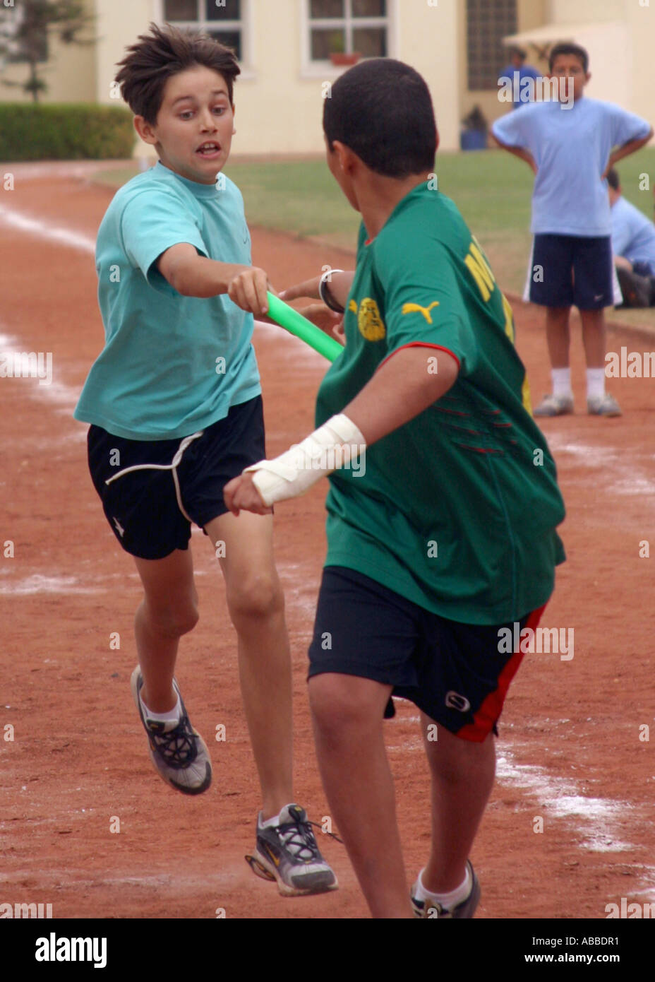 School sports day teenagers hi-res stock photography and images - Alamy