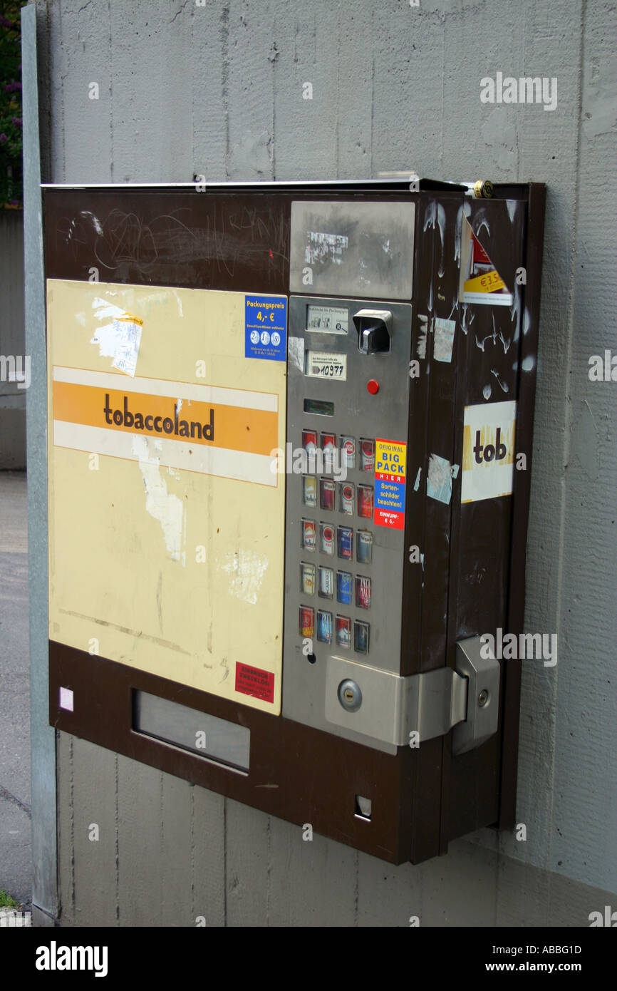 Tobacco Vending Machine Berlin Germany Stock Photo - Alamy