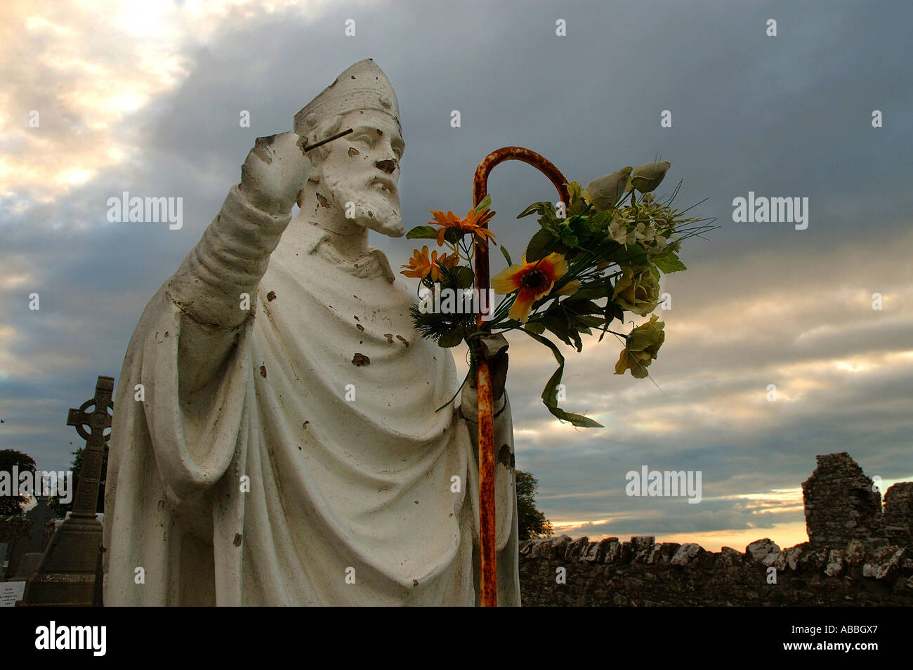 St patrick statue in irland hi-res stock photography and images - Alamy