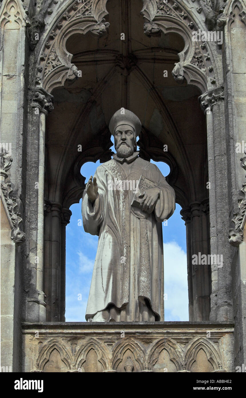 Covered memorial statue Stock Photo - Alamy
