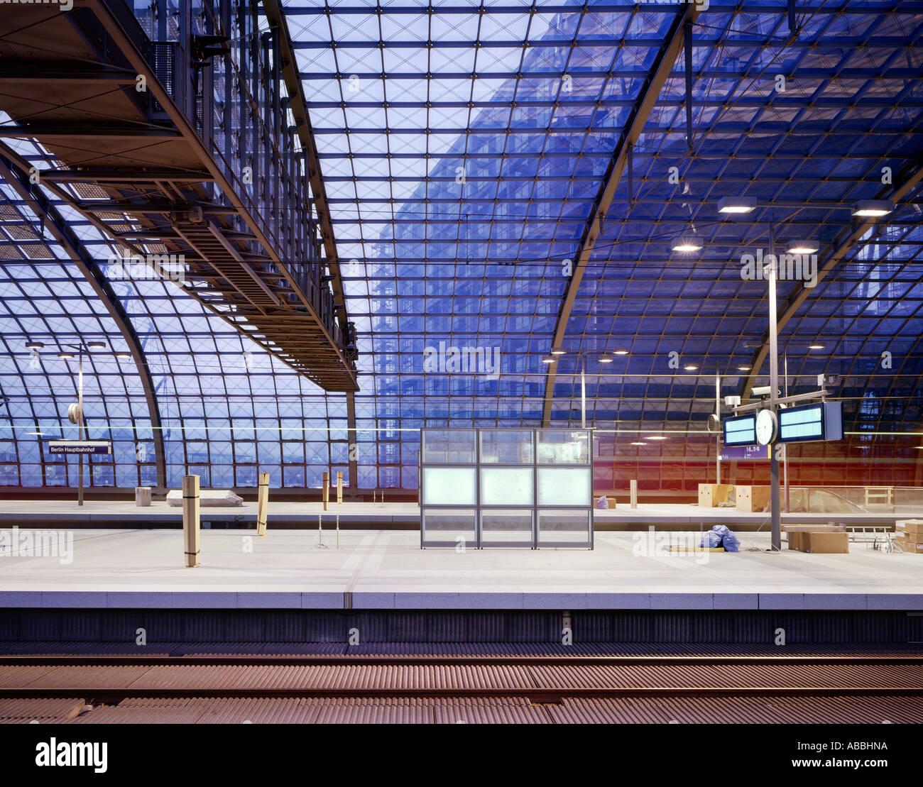 Construction sightblick vom s bahn gleis richtung ice trasse hi-res ...