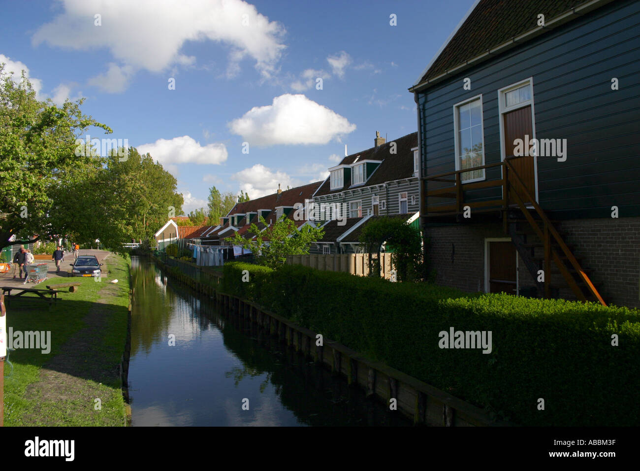 Frontage exterior restored traditional houses hi-res stock photography ...