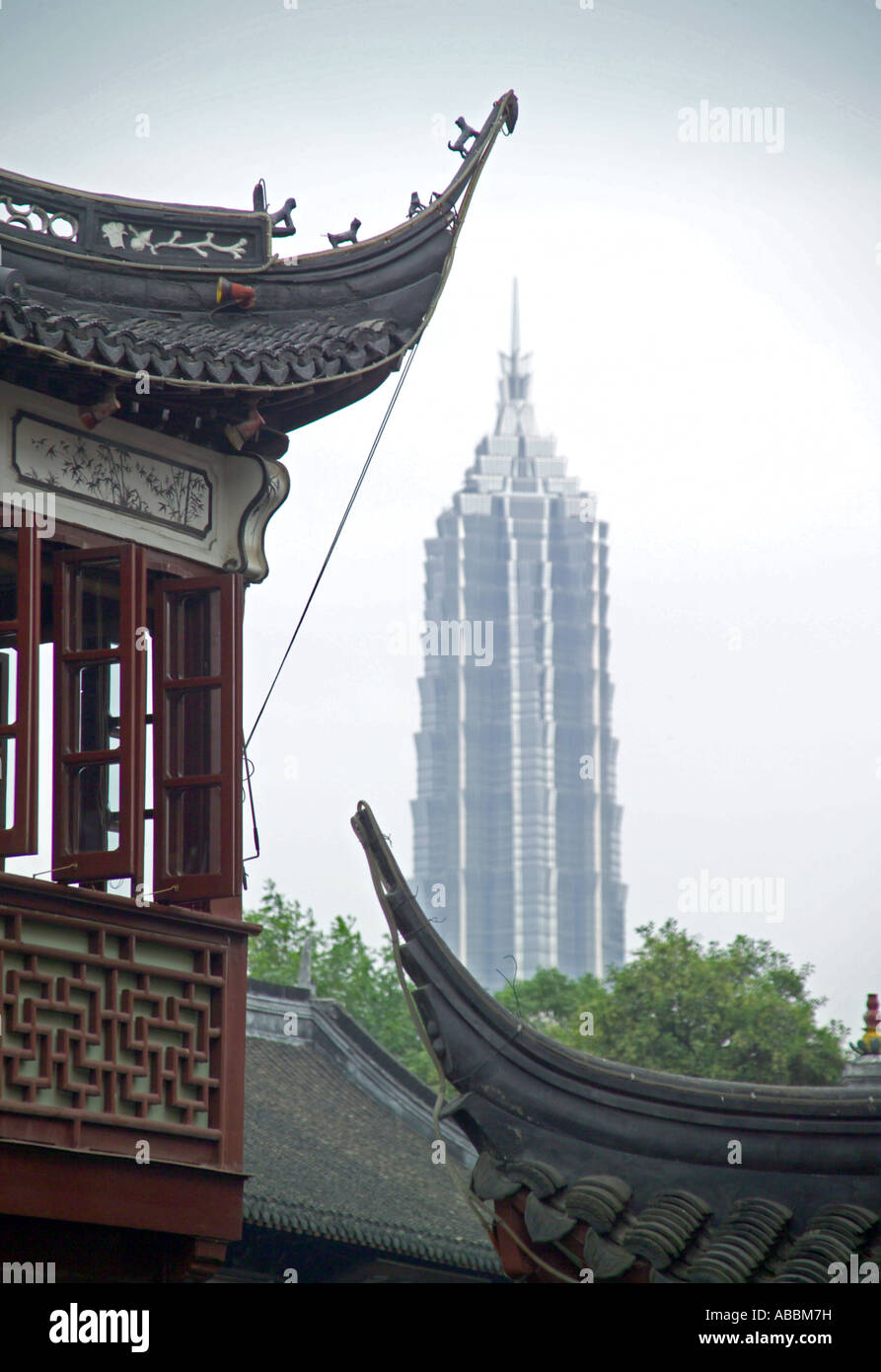 Jin Mao tower Stock Photo - Alamy
