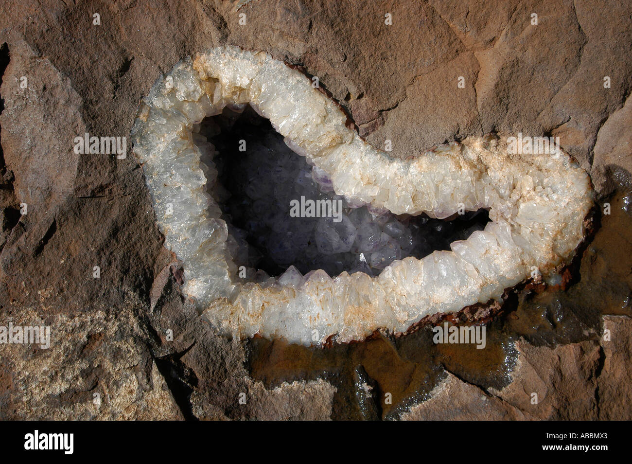Wanda Mine Semi precious stone open mine exploited using tunnels ...