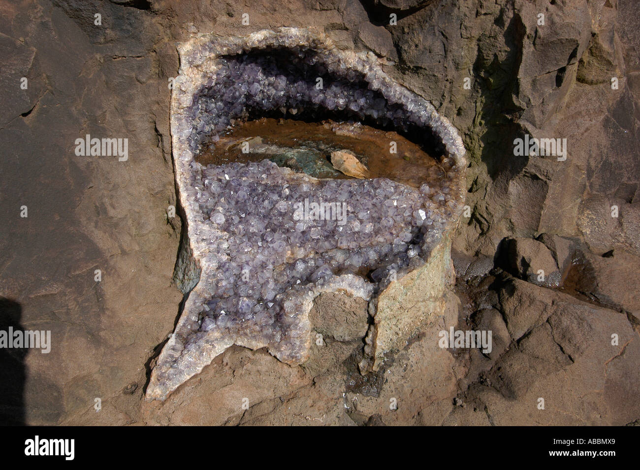 Wanda Mine Semi precious stone open mine exploited using tunnels ...