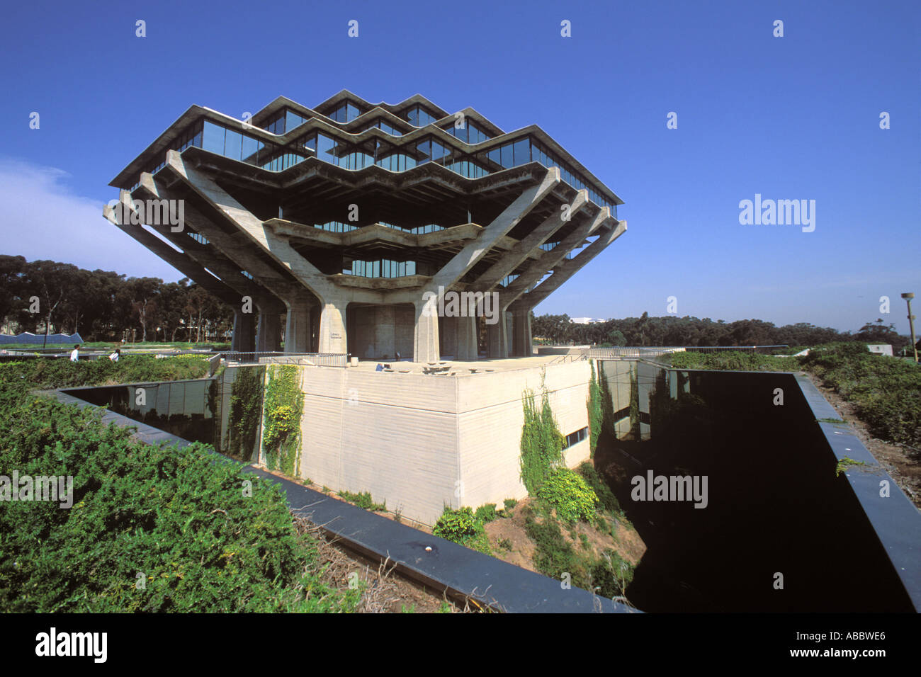 Geisel library architecture hi-res stock photography and images - Alamy