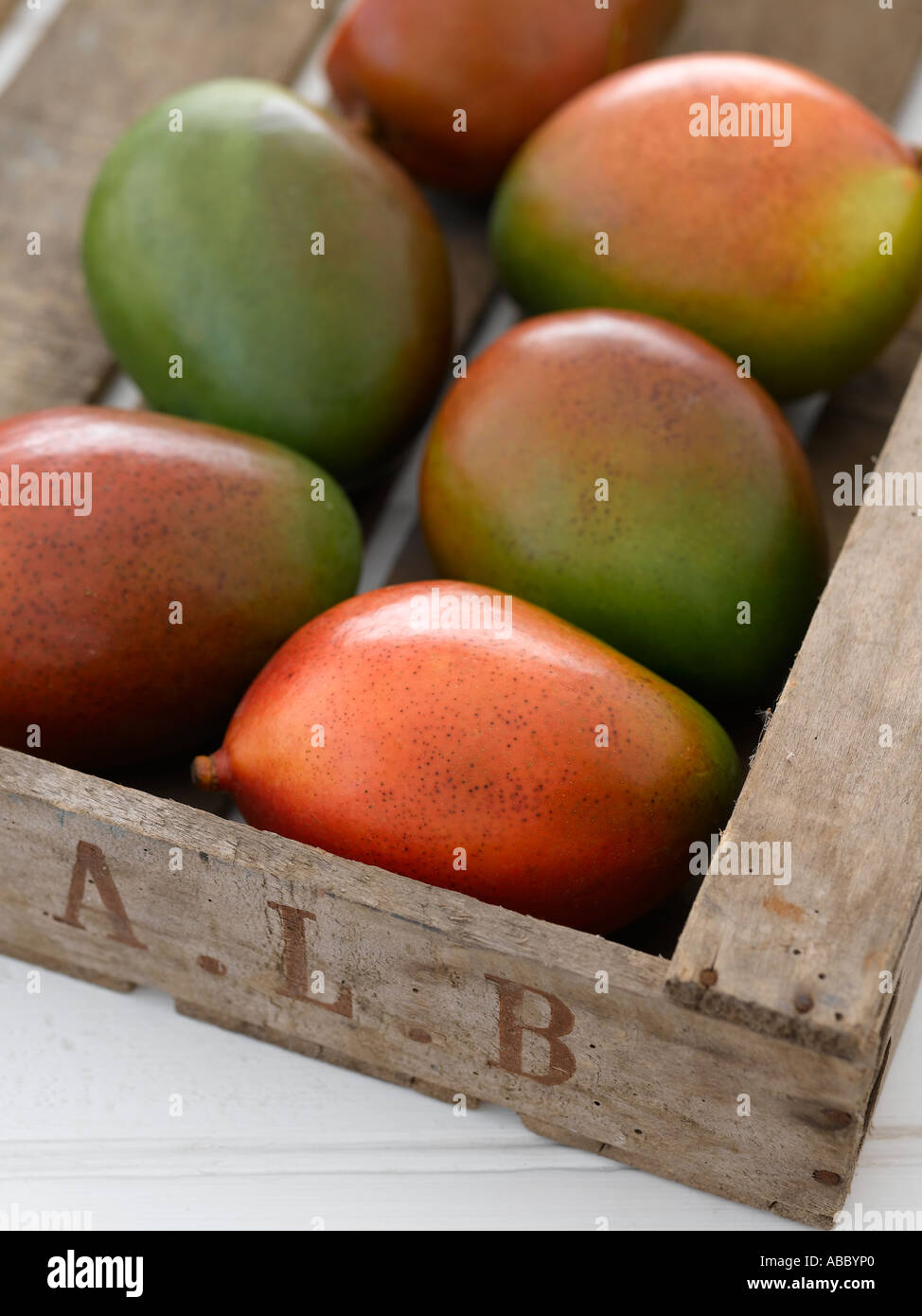 Mangoes hi res hi-res stock photography and images - Alamy