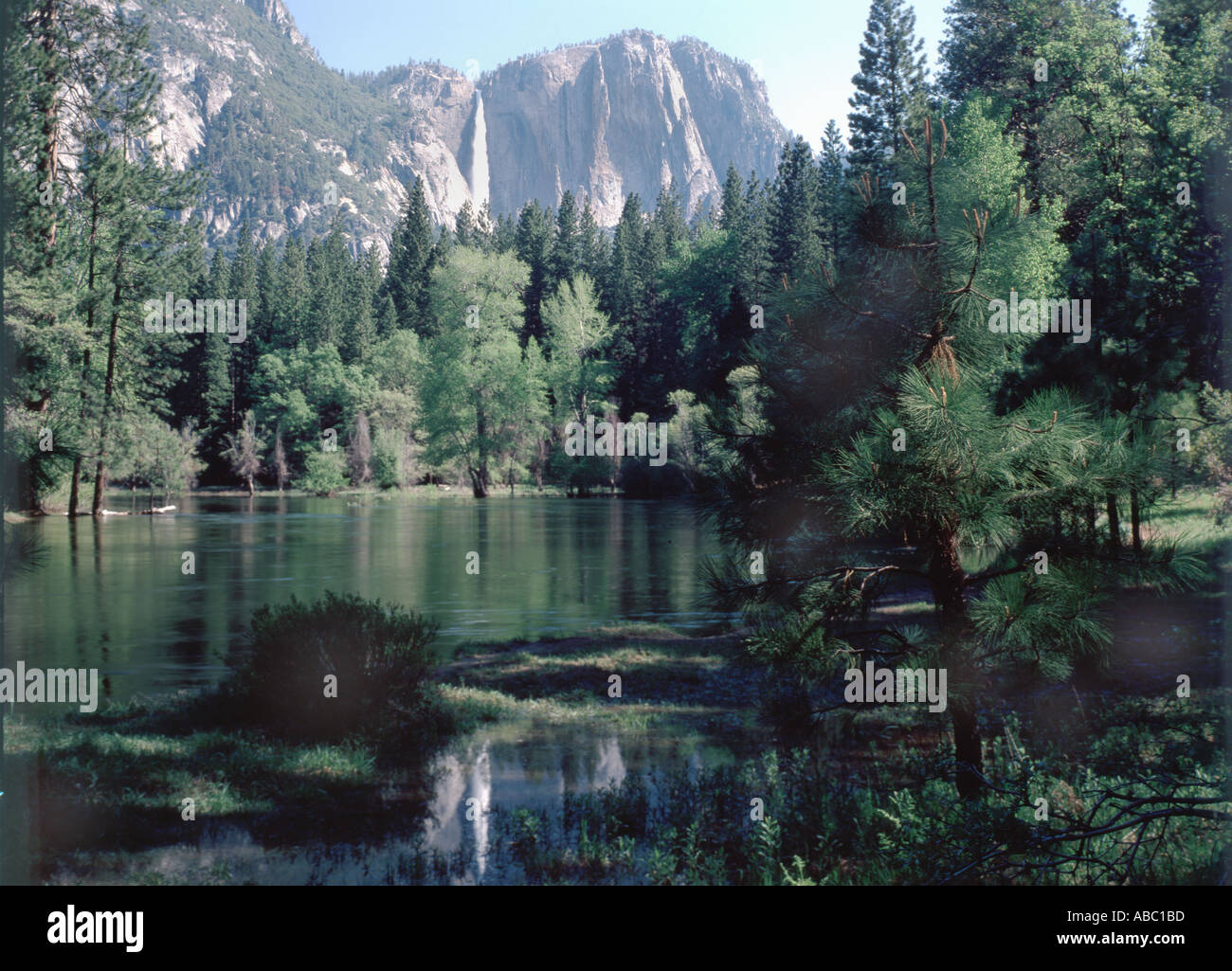 Spires waterfalls hi-res stock photography and images - Alamy