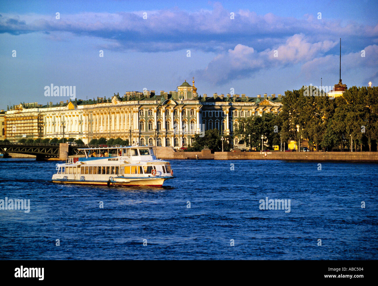 Neva river st petersburg hi-res stock photography and images - Alamy
