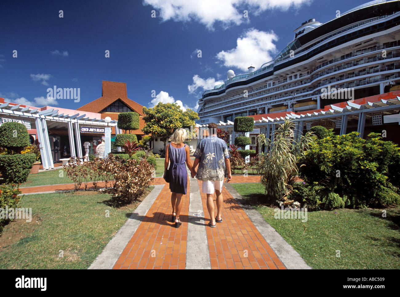 Tropical terminal hi-res stock photography and images - Alamy