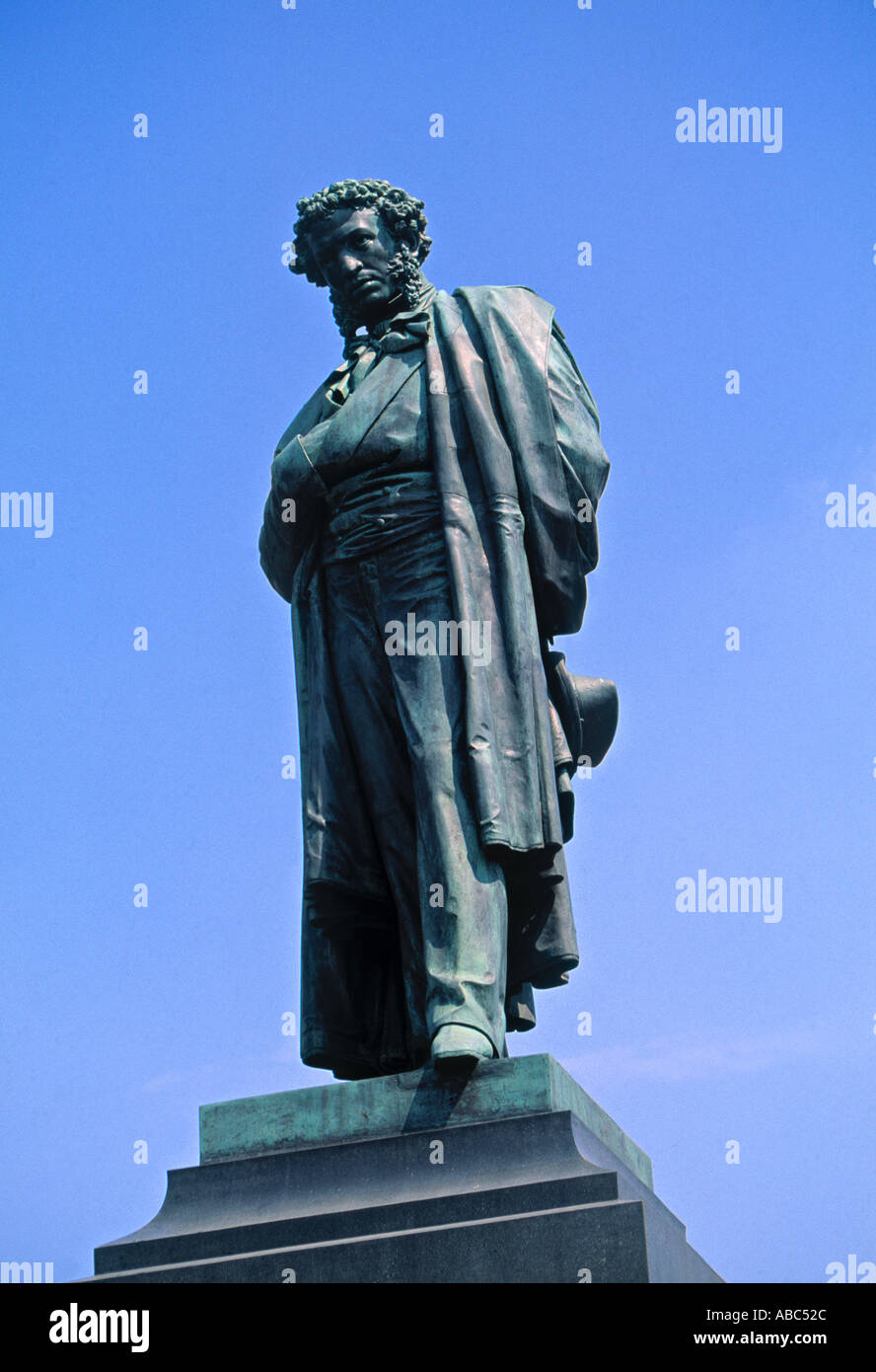 Statue of Puskin, Tverskaya Street, Moscow, Russia Stock Photo - Alamy