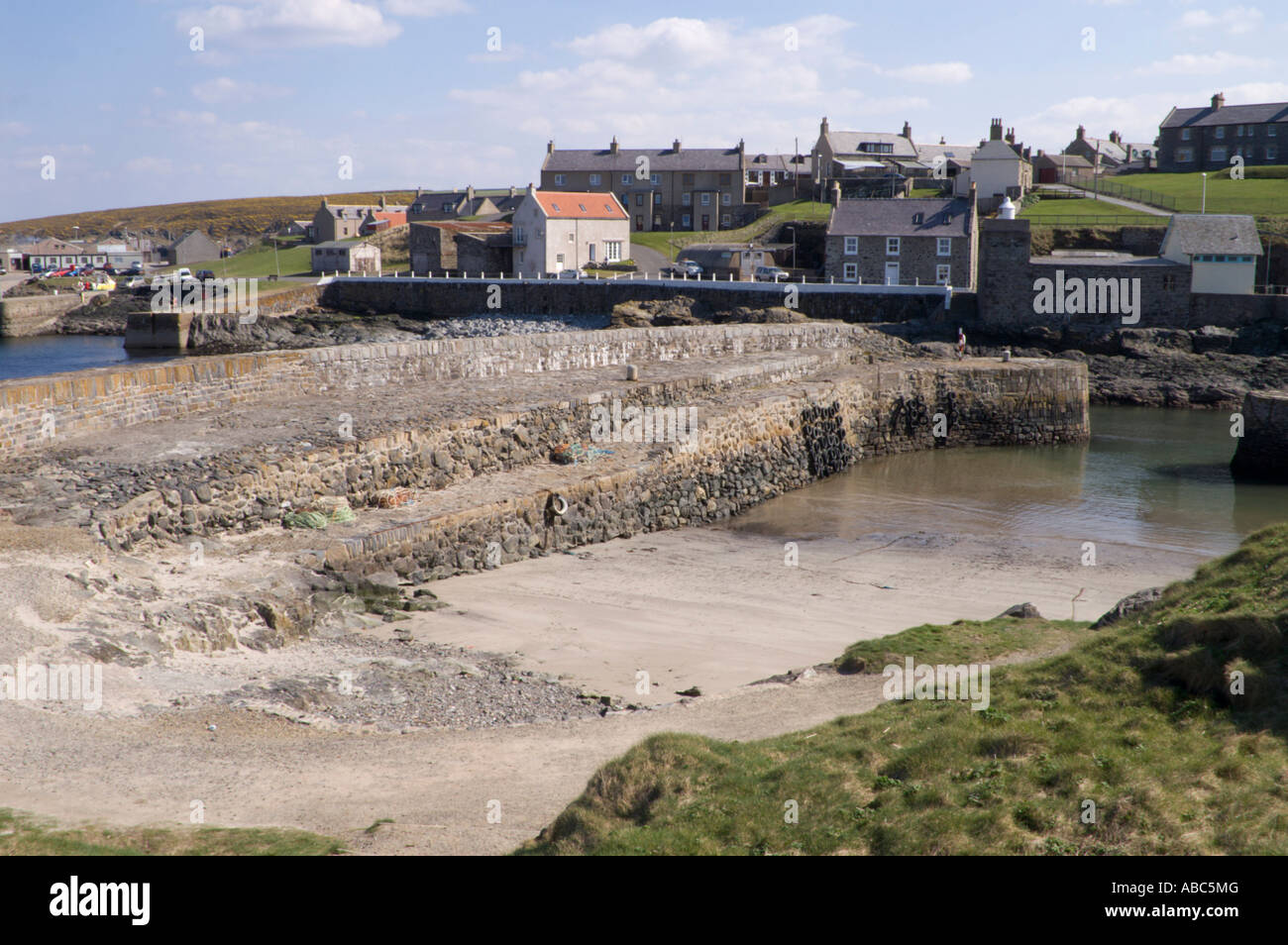 Portsoy beach hi-res stock photography and images - Alamy