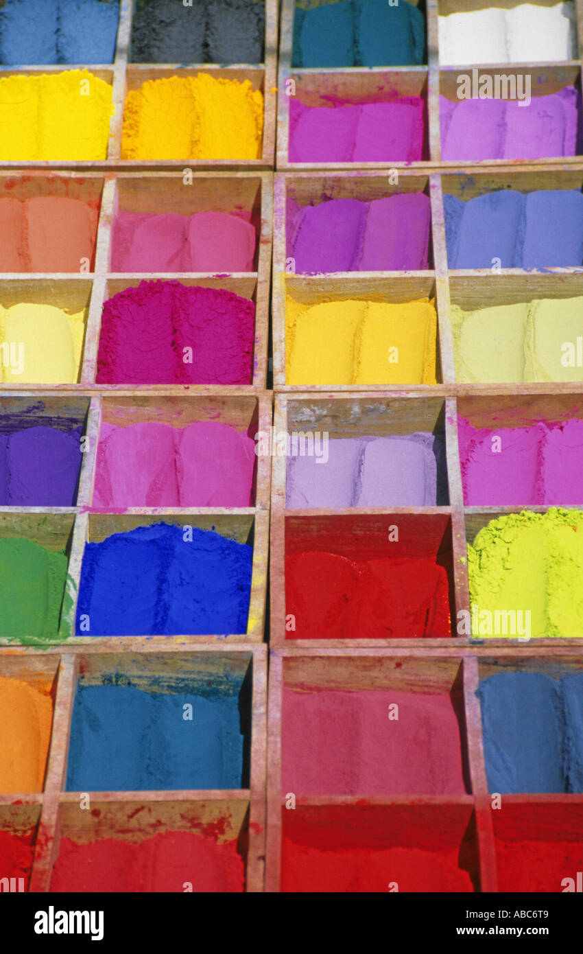 Red pigment natural powder hi-res stock photography and images - Alamy