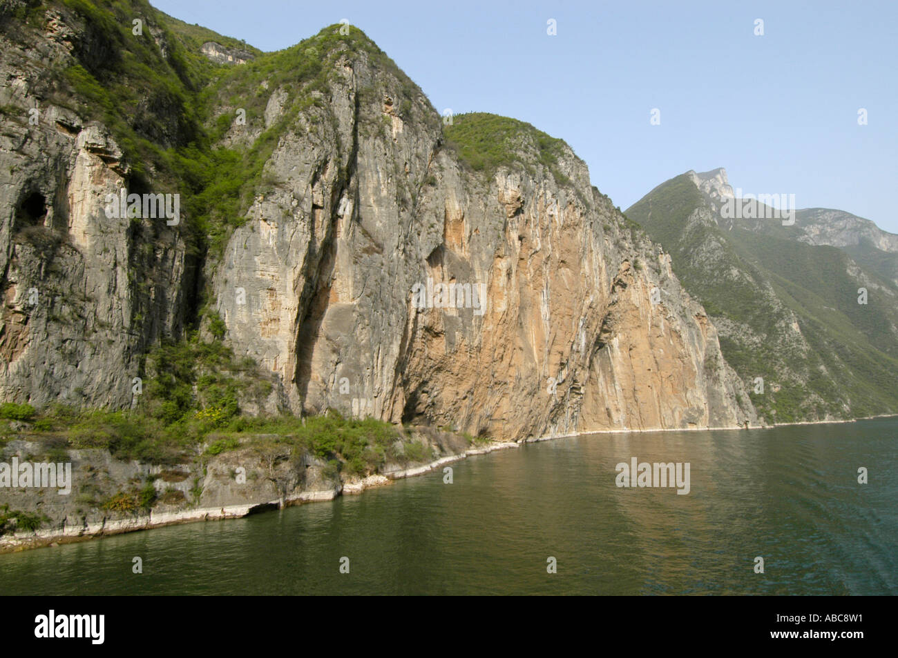 Wu gorge overview hi-res stock photography and images - Alamy