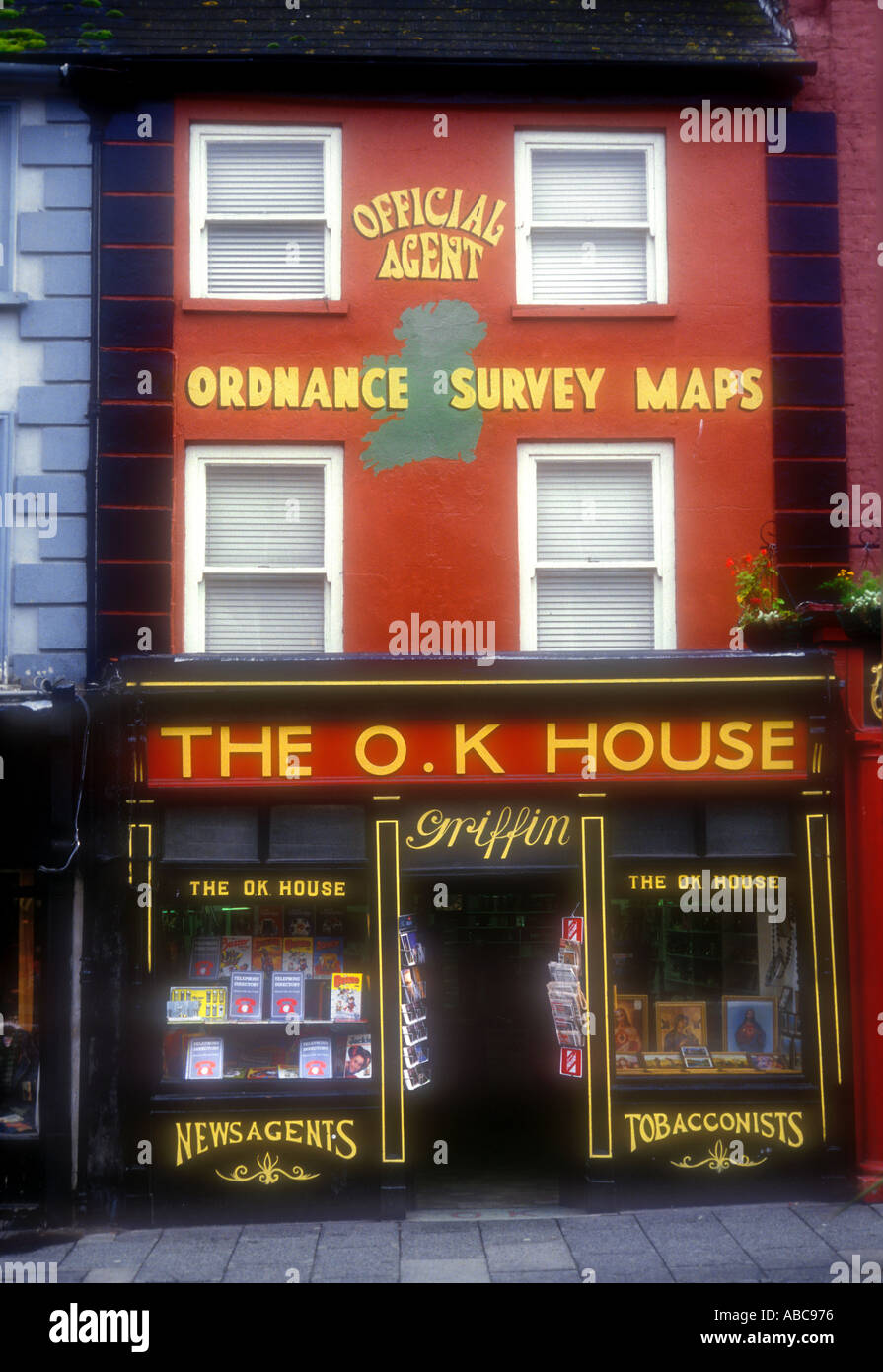 Kilkenny shop front hi-res stock photography and images - Alamy Kilkenny shop front hi-res stock photography and images - Alamy
