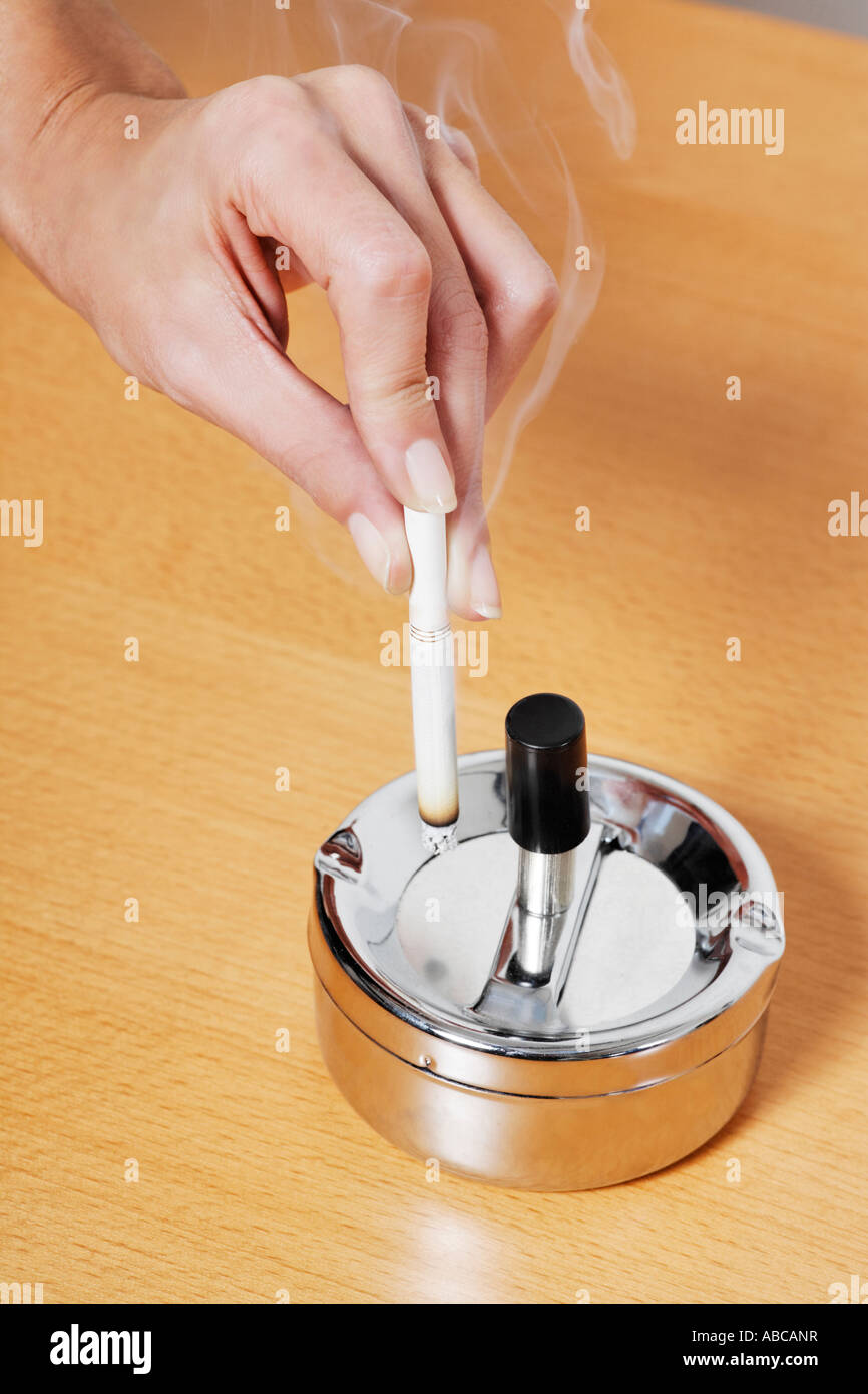 Cigarette crushing hi-res stock photography and images - Alamy