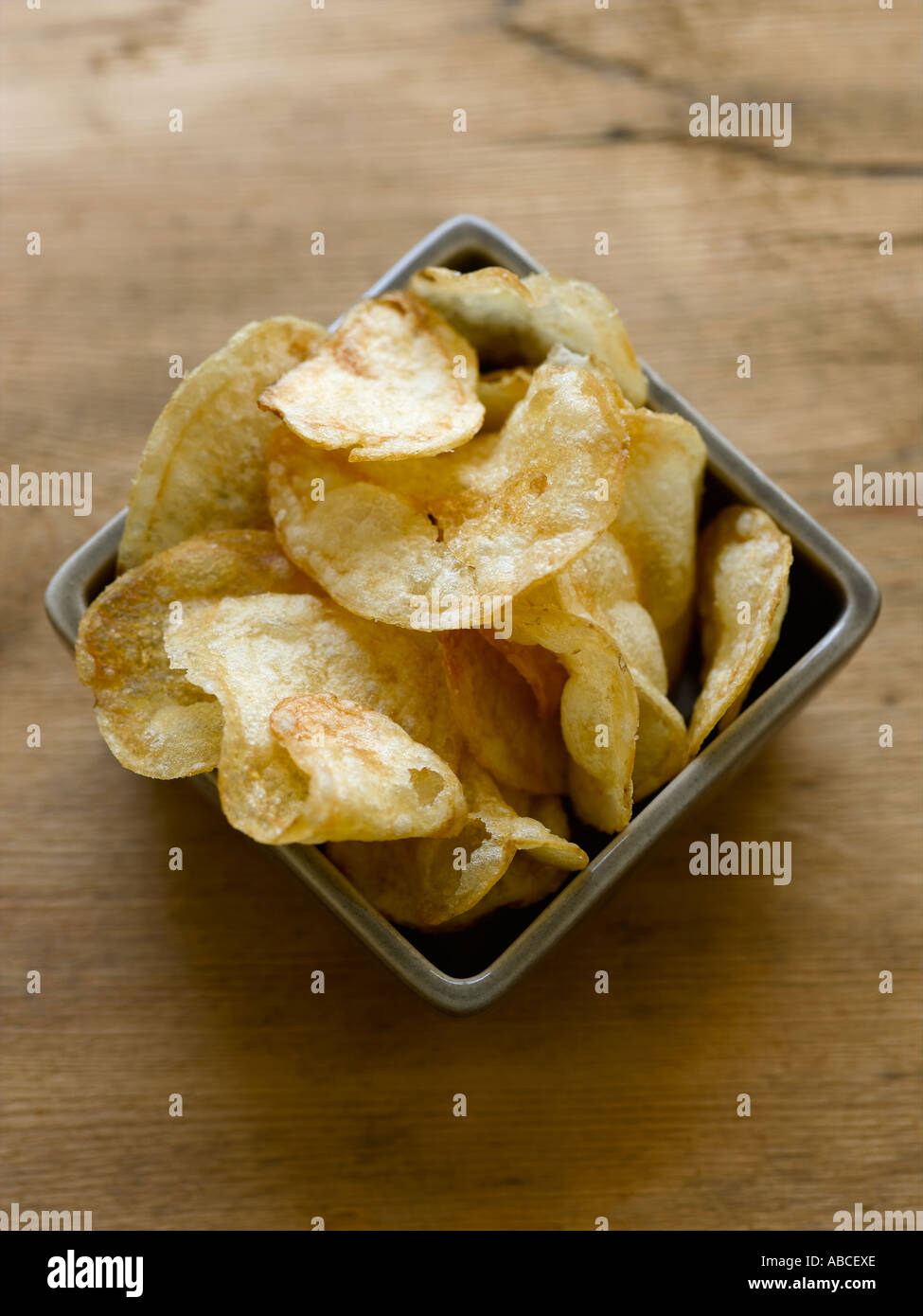 Kettle crisps hi-res stock photography and images - Alamy