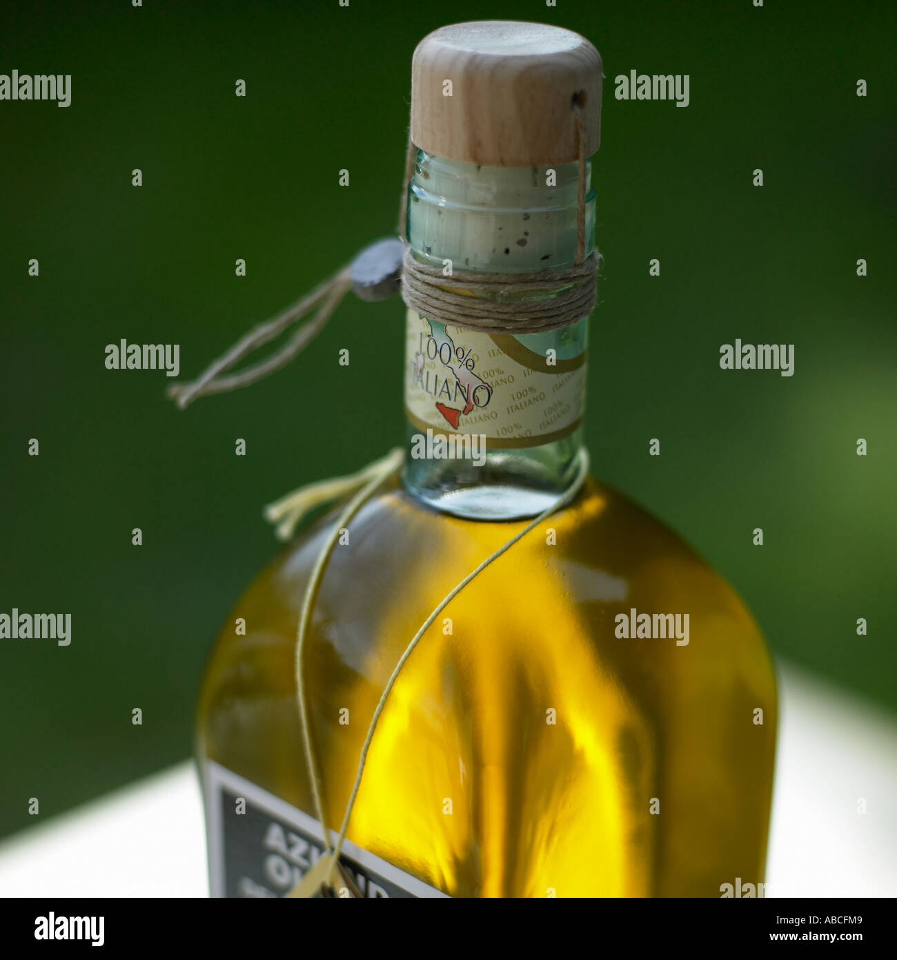 Expensive Oils Stock Photos & Expensive Oils Stock Images - Alamy