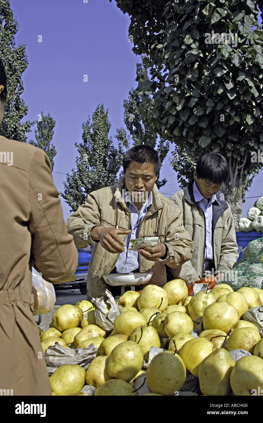 Chinese merchants first century hi-res stock photography and images - Alamy