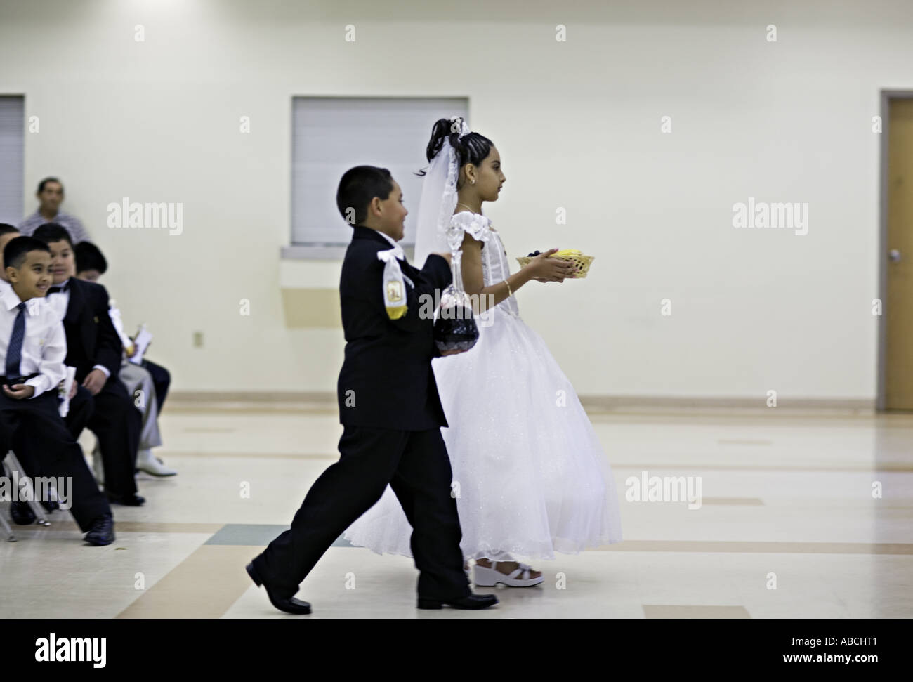 First Communion Hispanic Stock Photos & First Communion Hispanic Stock ...