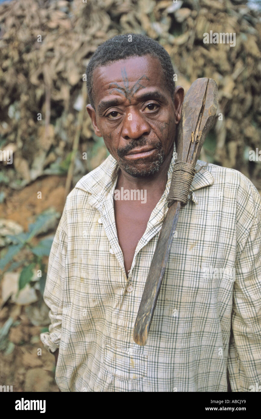Pygmy Man Stock Photos & Pygmy Man Stock Images - Alamy