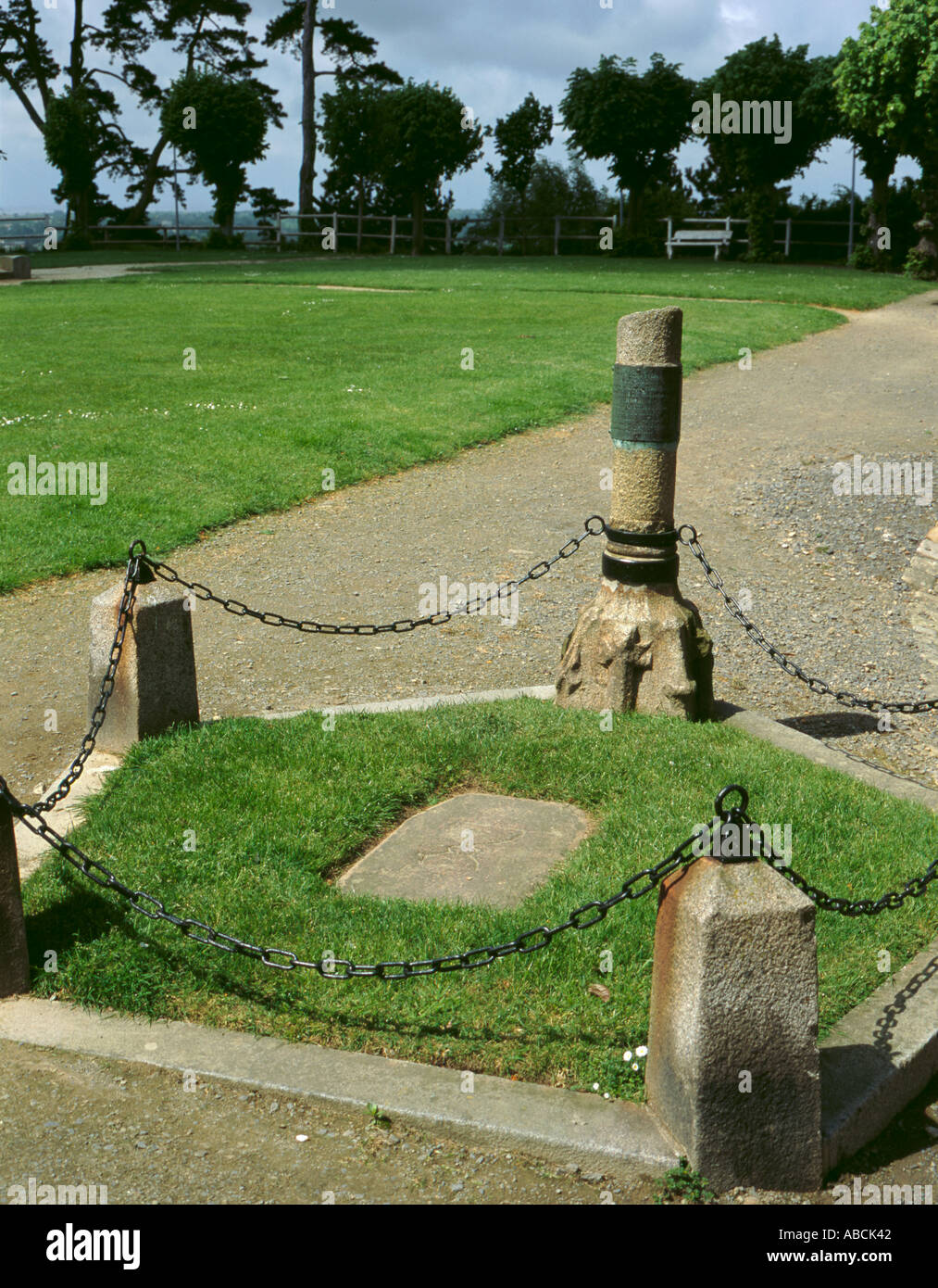 Post where, in 1172, King Henry II of England submitted to public ...