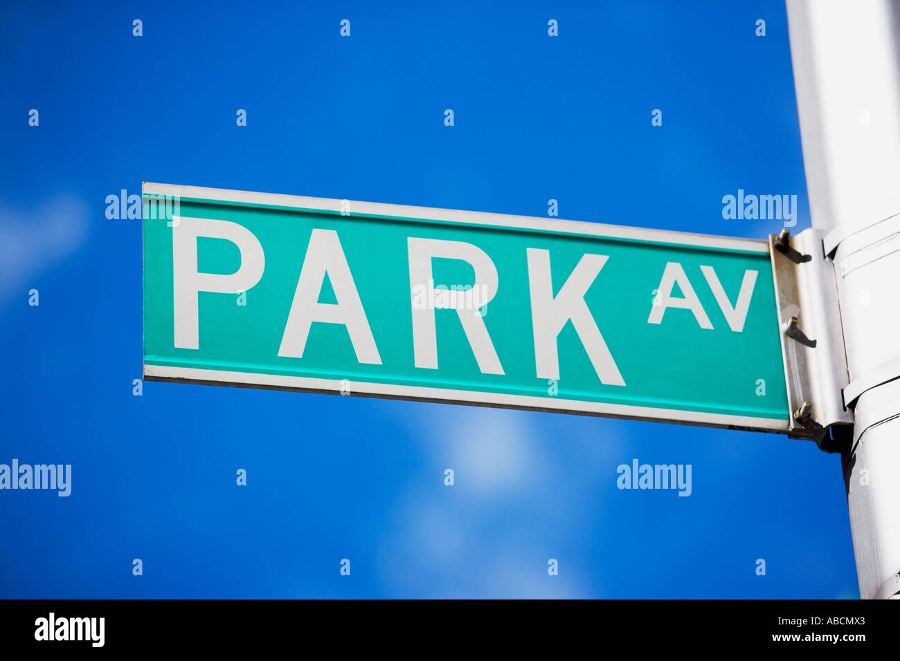 Park avenue street sign in new york Stock Photo - Alamy