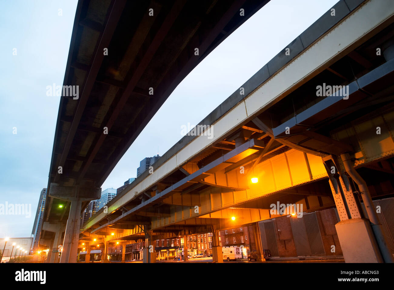 Manhattan flyover hi-res stock photography and images - Alamy