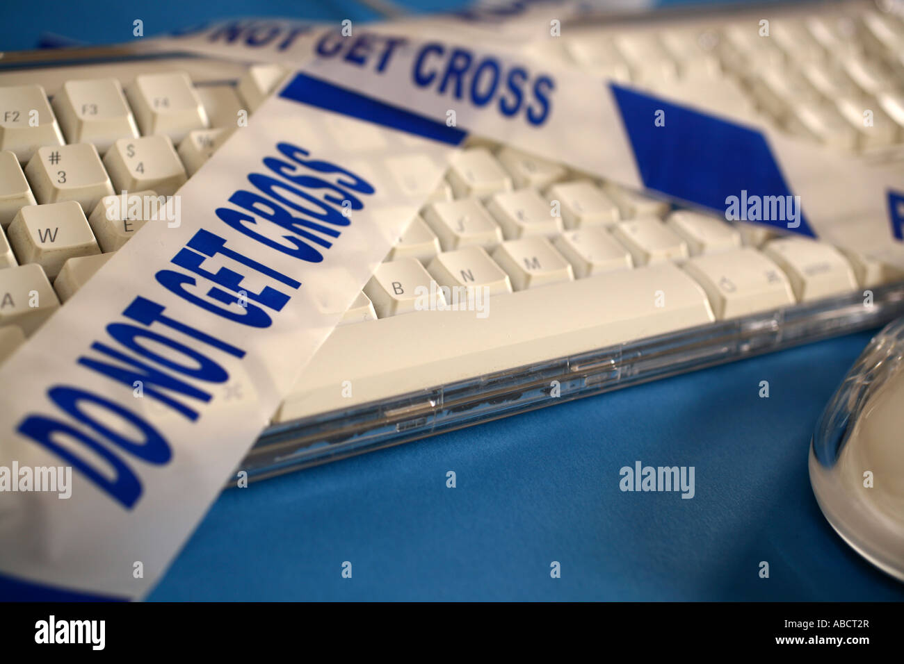 Online etiquette hi-res stock photography and images - Alamy