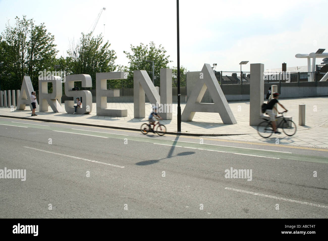 ARSENAL sculpture at Emirates Stadium, London Stock Photo - Alamy