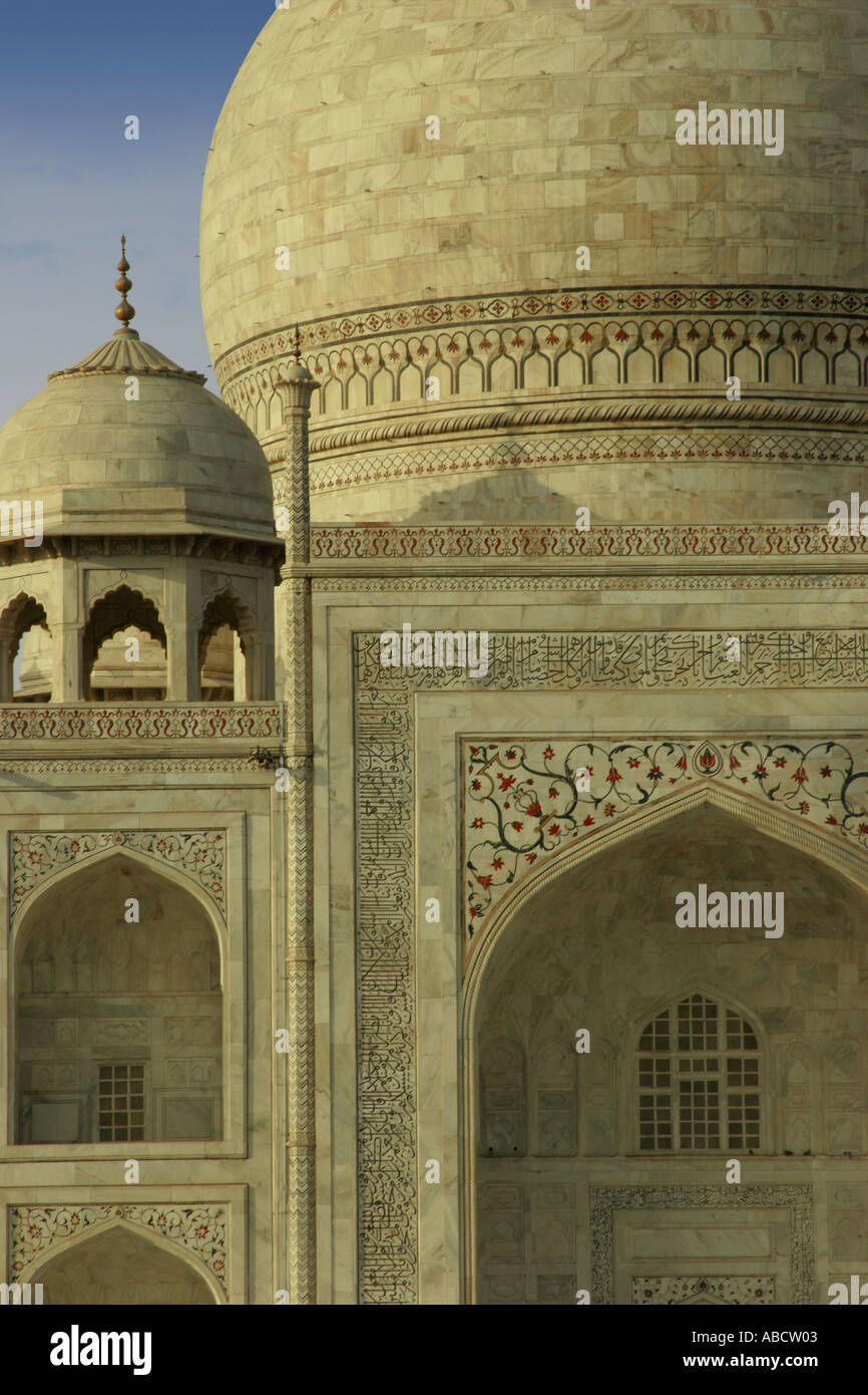 A Section Of The Taj Mahal At Twilight Agra Uttar Pradesh India Stock ...