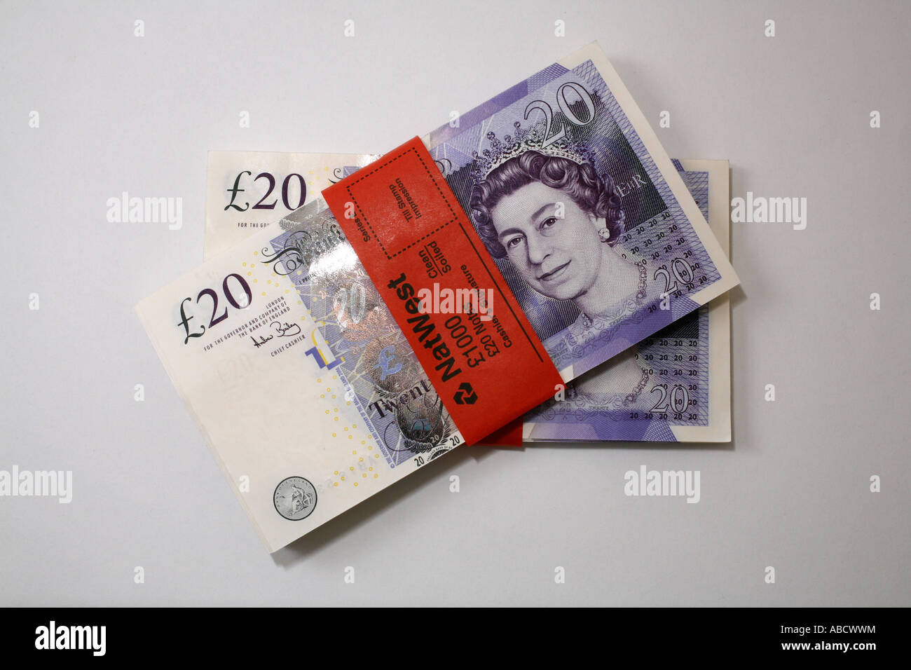 Bundles of money sterling hi-res stock photography and images - Alamy