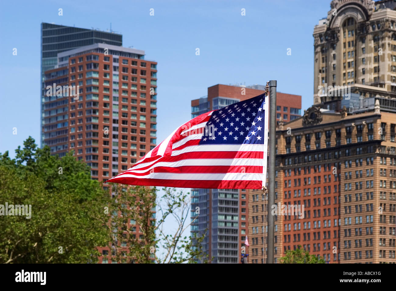 American flag in Downtown Manhattan Stock Photo - Alamy