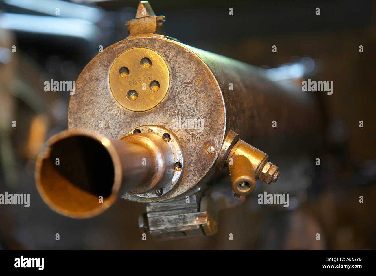 Machine gun barrel hi-res stock photography and images - Alamy