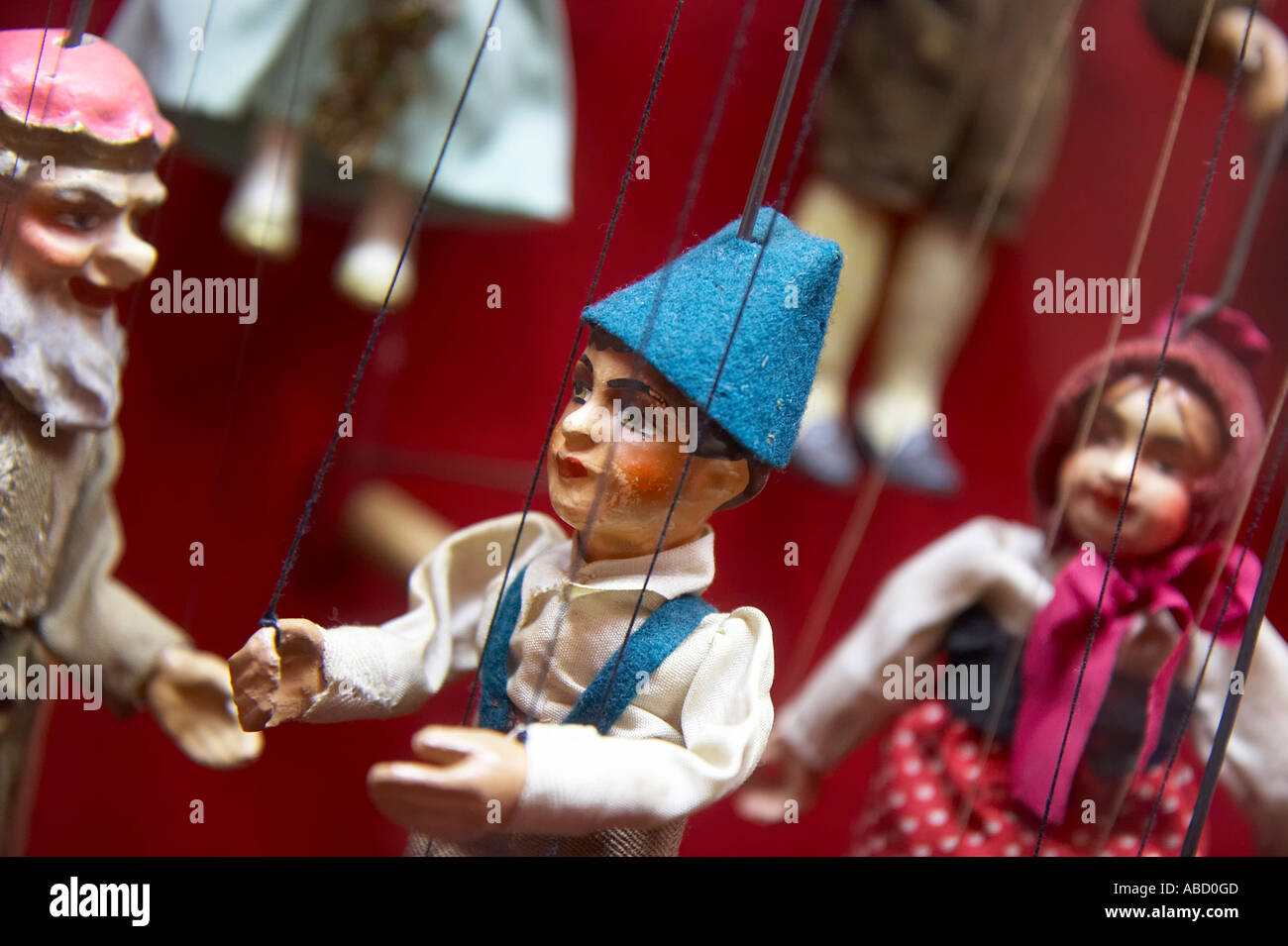 Marionette puppets hi-res stock photography and images - Alamy