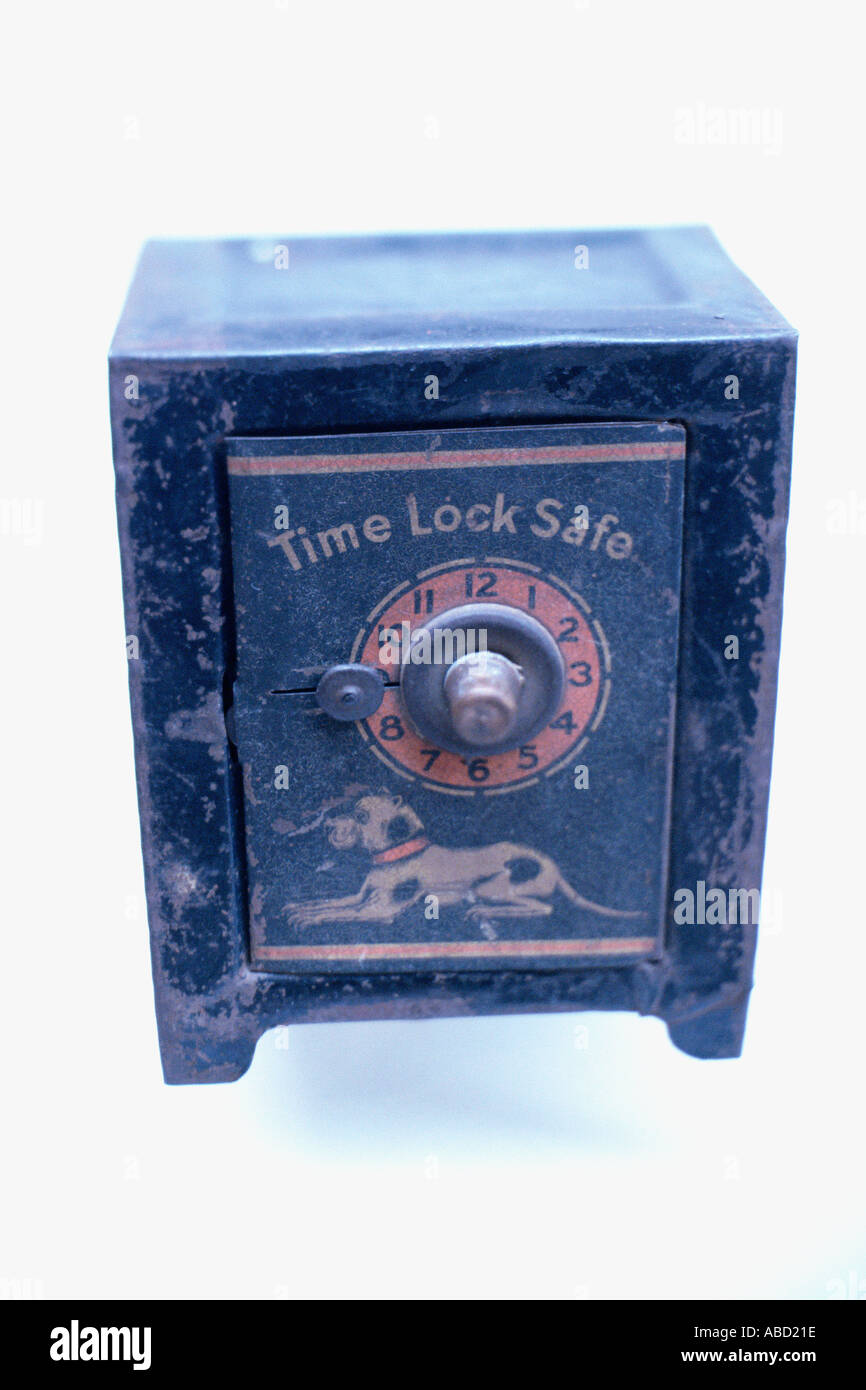Time lock hi-res stock photography and images - Alamy