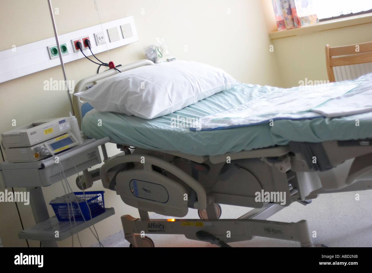 Sick wards hi-res stock photography and images - Alamy