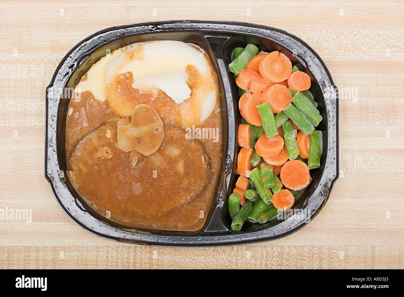 Frozen dinner hi-res stock photography and images - Alamy