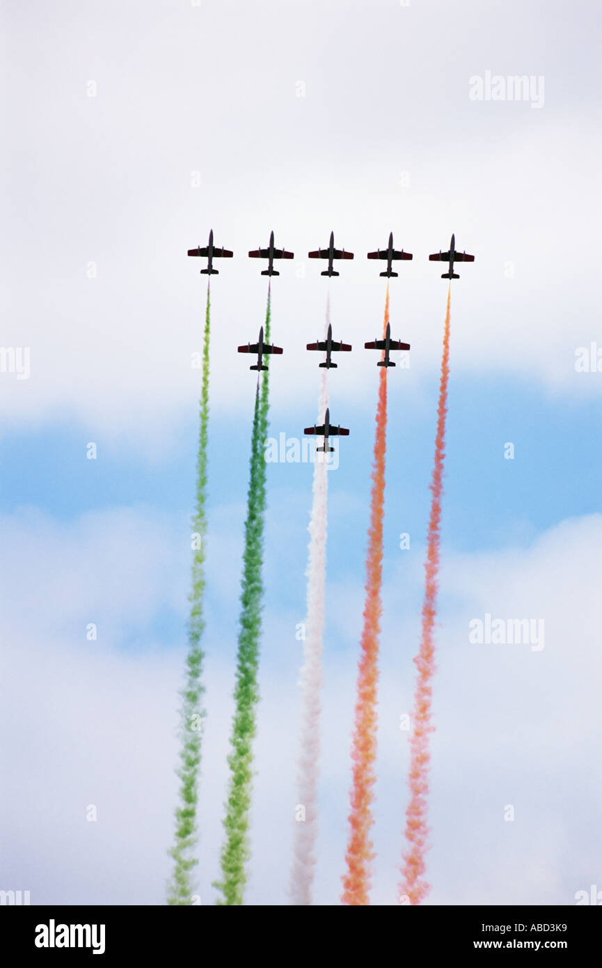 Italian airforce flying in formation Stock Photo - Alamy