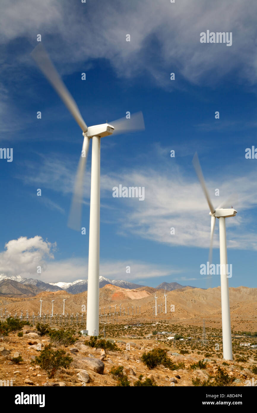 Windmills calif hi-res stock photography and images - Alamy
