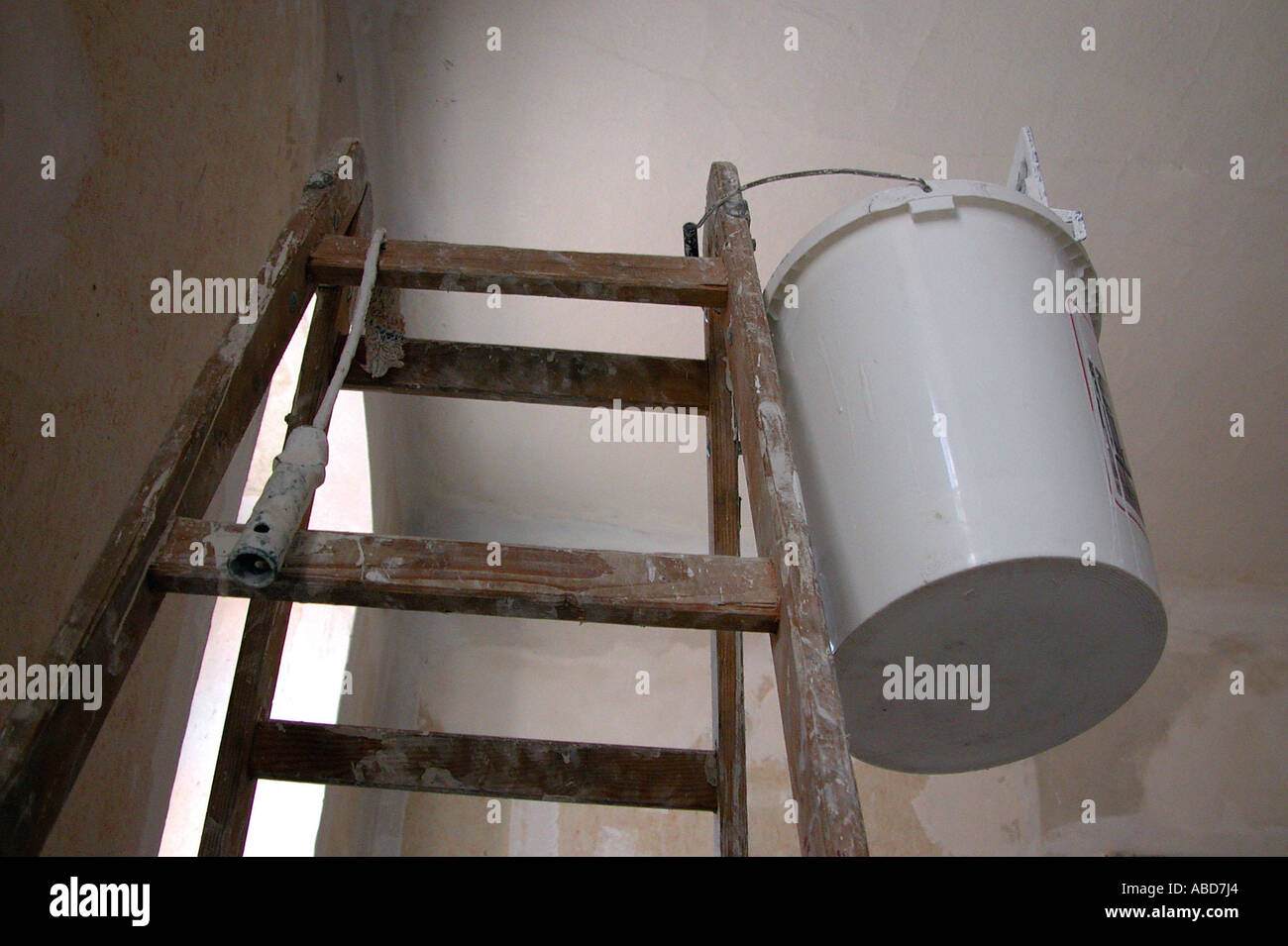 painter's ladder with color bucket Stock Photo - Alamy