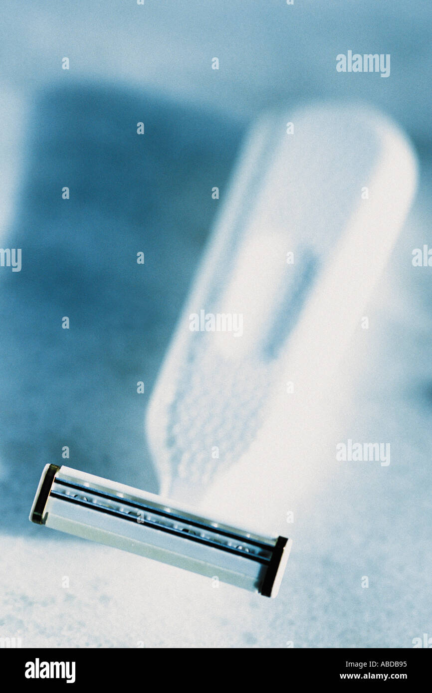 Razor point view hi-res stock photography and images - Alamy